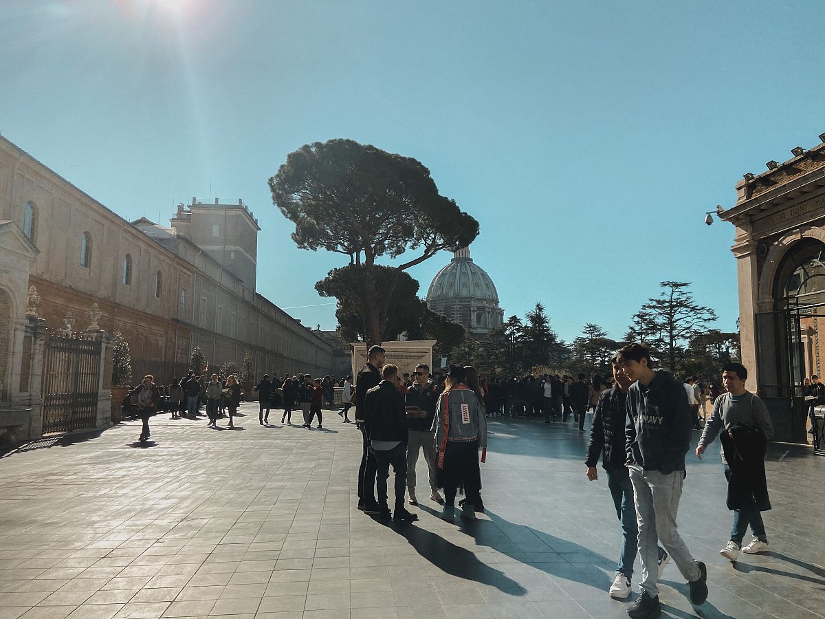Rome: Vatican Museums & Sistine Chapel Skip-the-Line Tour