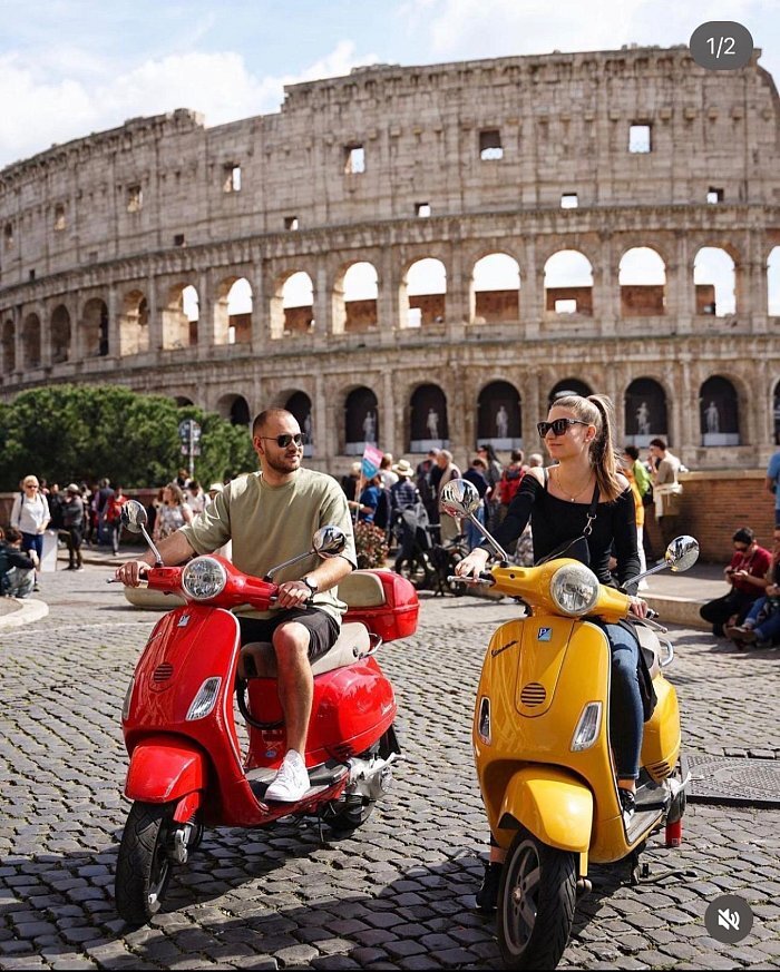 recorre Roma en una Vespa clásica con fotos