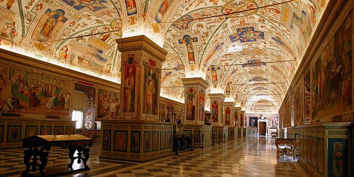 Rome: Vatican, Sistine Chapel & St.Peter's Basilica Tour